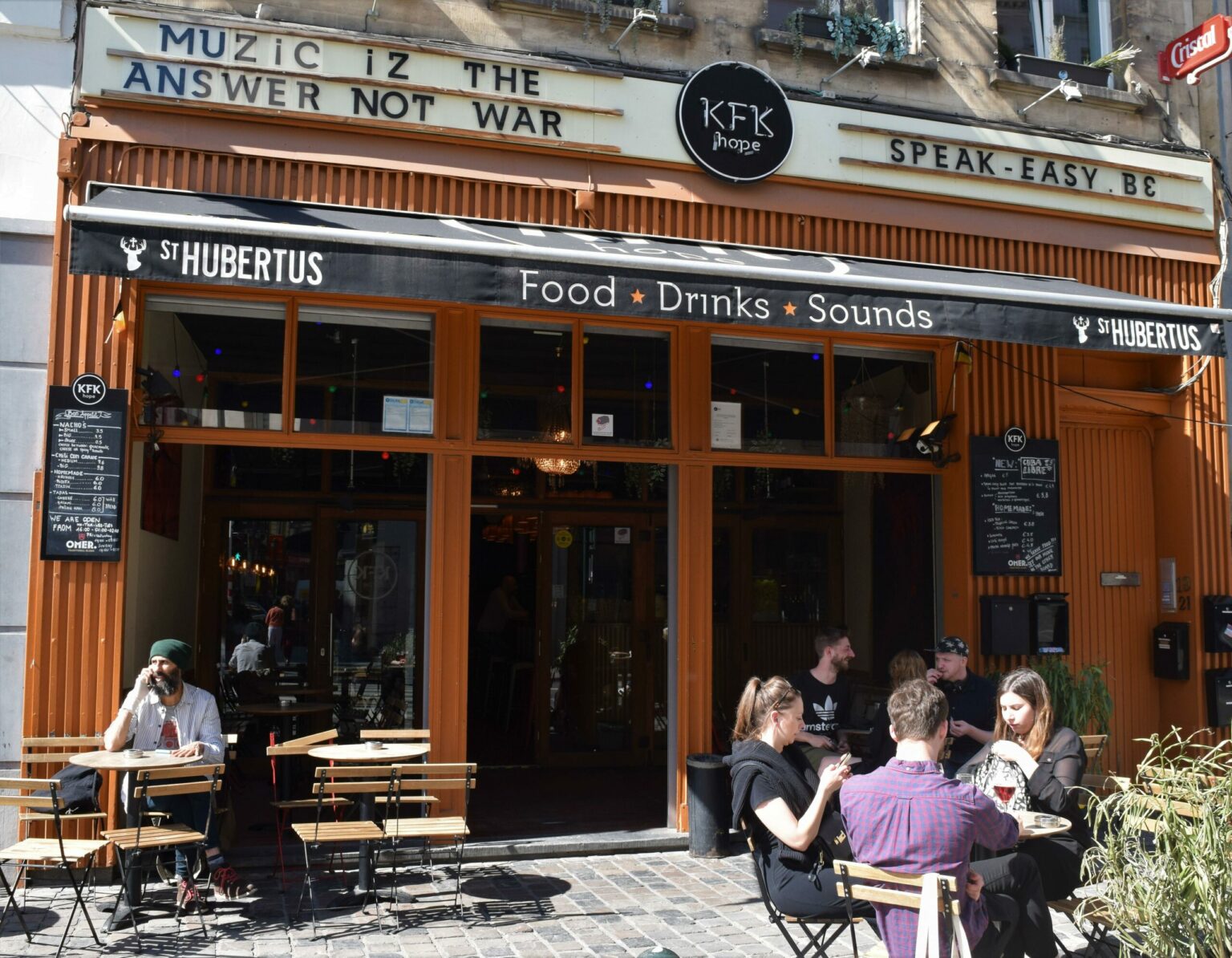 Les Tissus du Chien Vert Brussels - A reference for fabrics